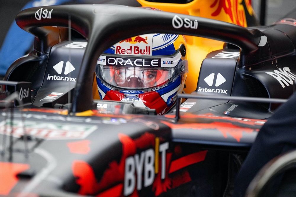 Horner legt 'hele vreemde' F1-race voor Max Verstappen en Red Bull uit
