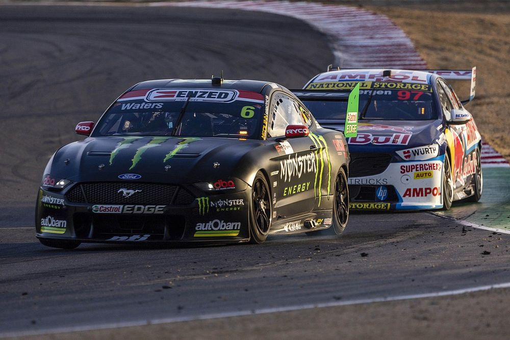 Edwards: Waters bucking "embarrassing" SVG trend