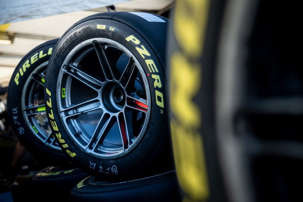 IGTC | La lunga stagione di Pirelli inizia alla 12h di Bathurst
