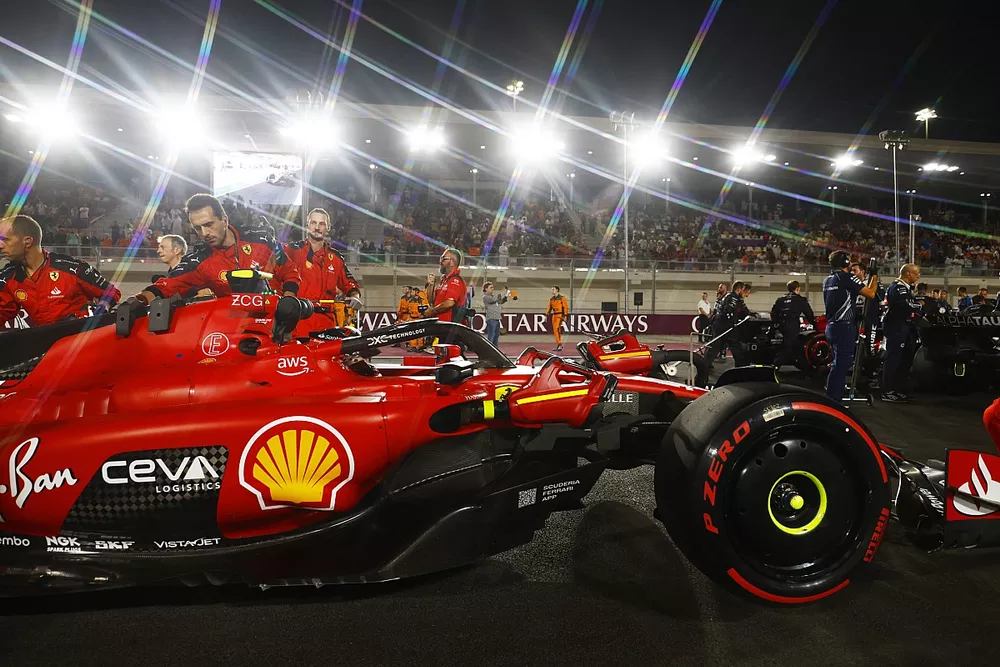 Sainz won't race in F1 Qatar GP after fuel system problem