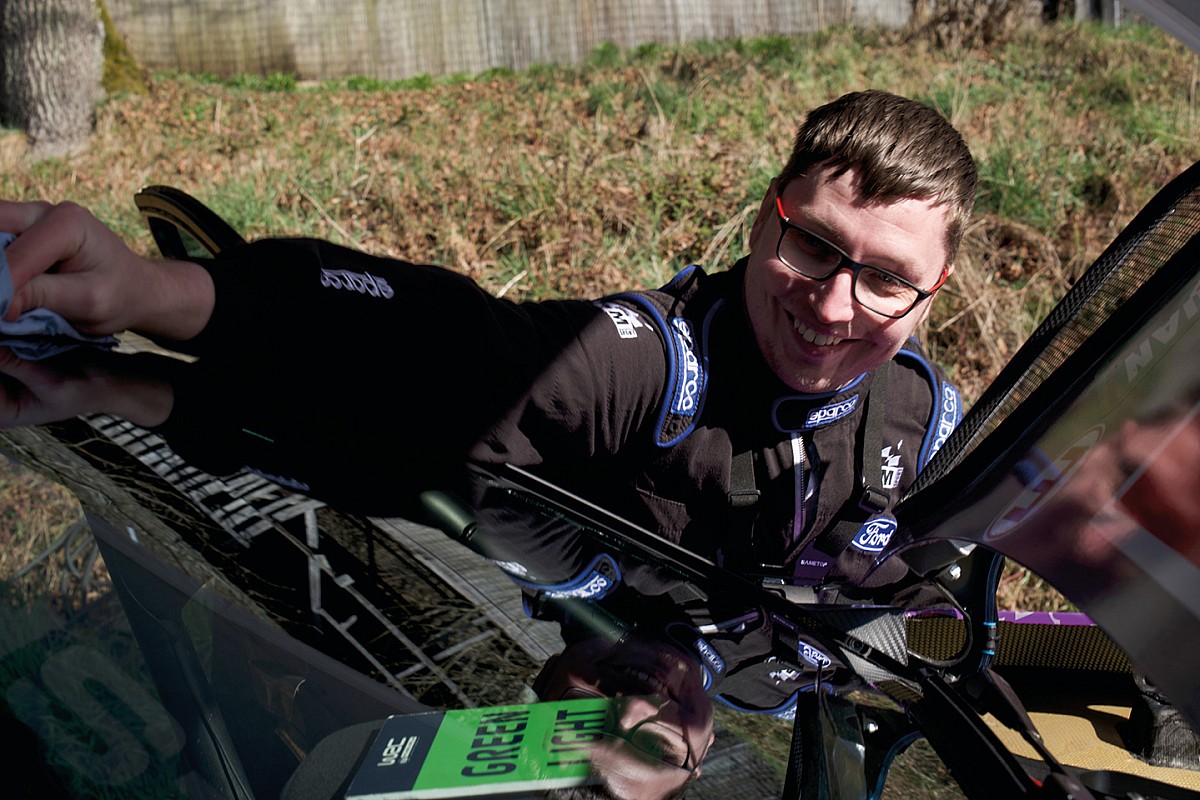 Video: Inside the world of a WRC mechanic