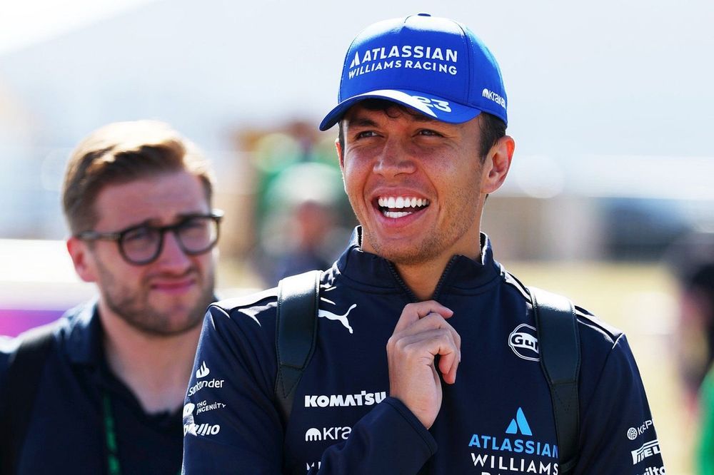 Alex Albon's British GP helmet is a love letter to fans