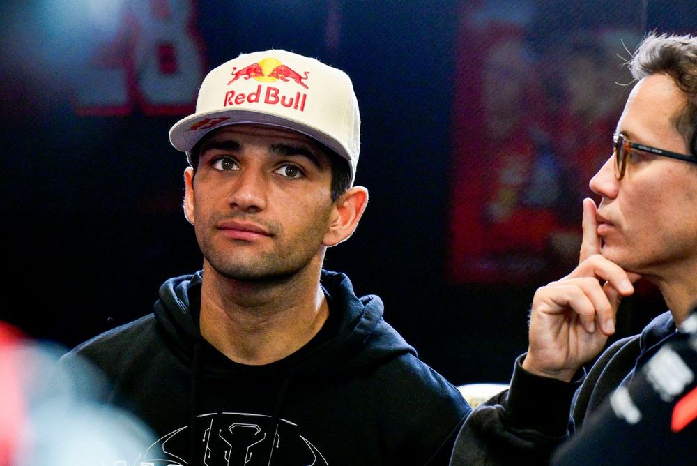 Jorge Martín admite que es fácil perderse con la fama y el dinero de un ...