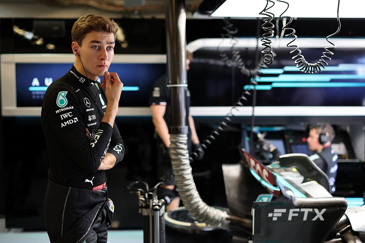 F1, Wolff: Russell Tidak Layak Dapat Penalti atas Insiden Sainz