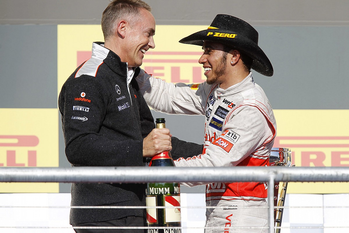 Hamilton hopes Whitmarsh has forgiven him for McLaren F1 exit