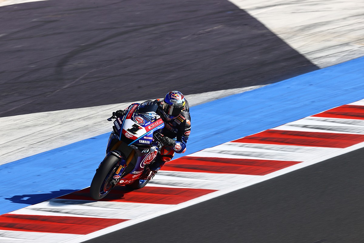 Toprak Razgatlioglu prueba la Yamaha de MotoGP en Aragón