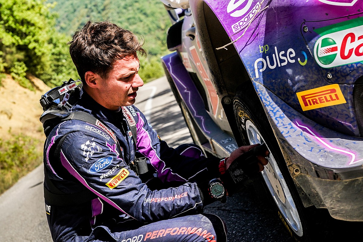 Ogier to team up with new co-driver for WRC Japan finale