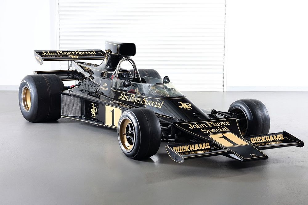 Was short-lived Lotus 76 simply a lame duck or never given a fair crack of the whip?