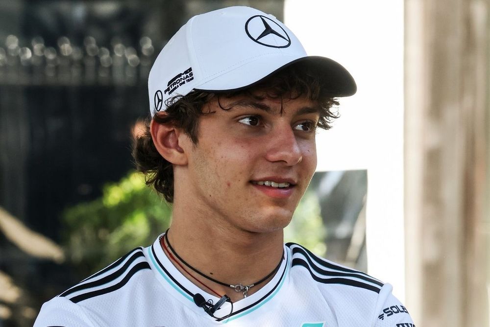 F1 | Antonelli: il dietro le quinte del primo giorno di "scuola"