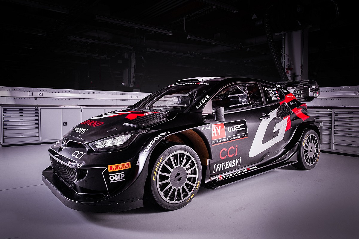 Toyota, yeni renk düzenine sahip 2024 WRC aracını tanıttı!