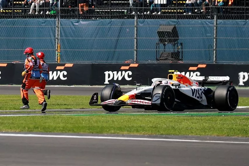 Liam Lawson blamed by Mexican federation for near-miss with F1 marshals
