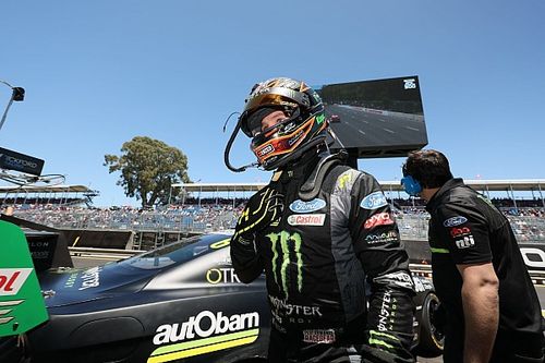 Clint Cathcart Profile - Bio, News, High-Res Photos & High Quality Videos