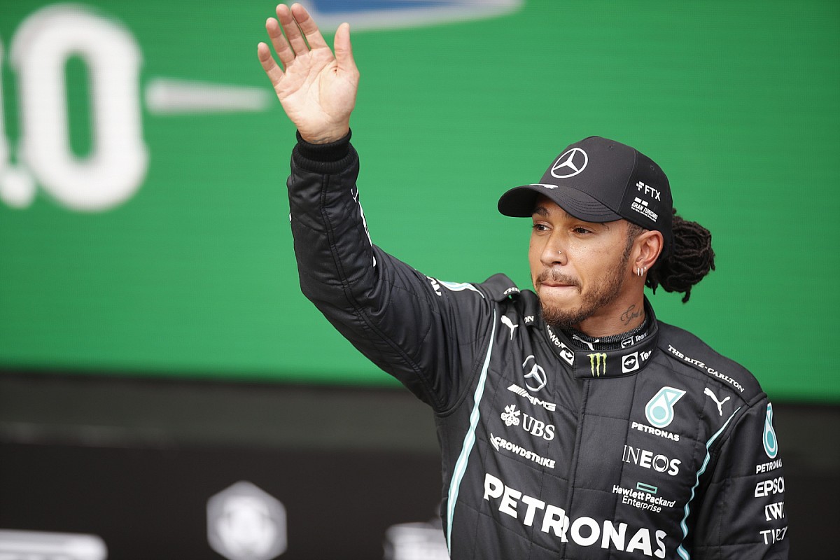 Hamilton: col motore nuovo Mercedes o la va o la spacca