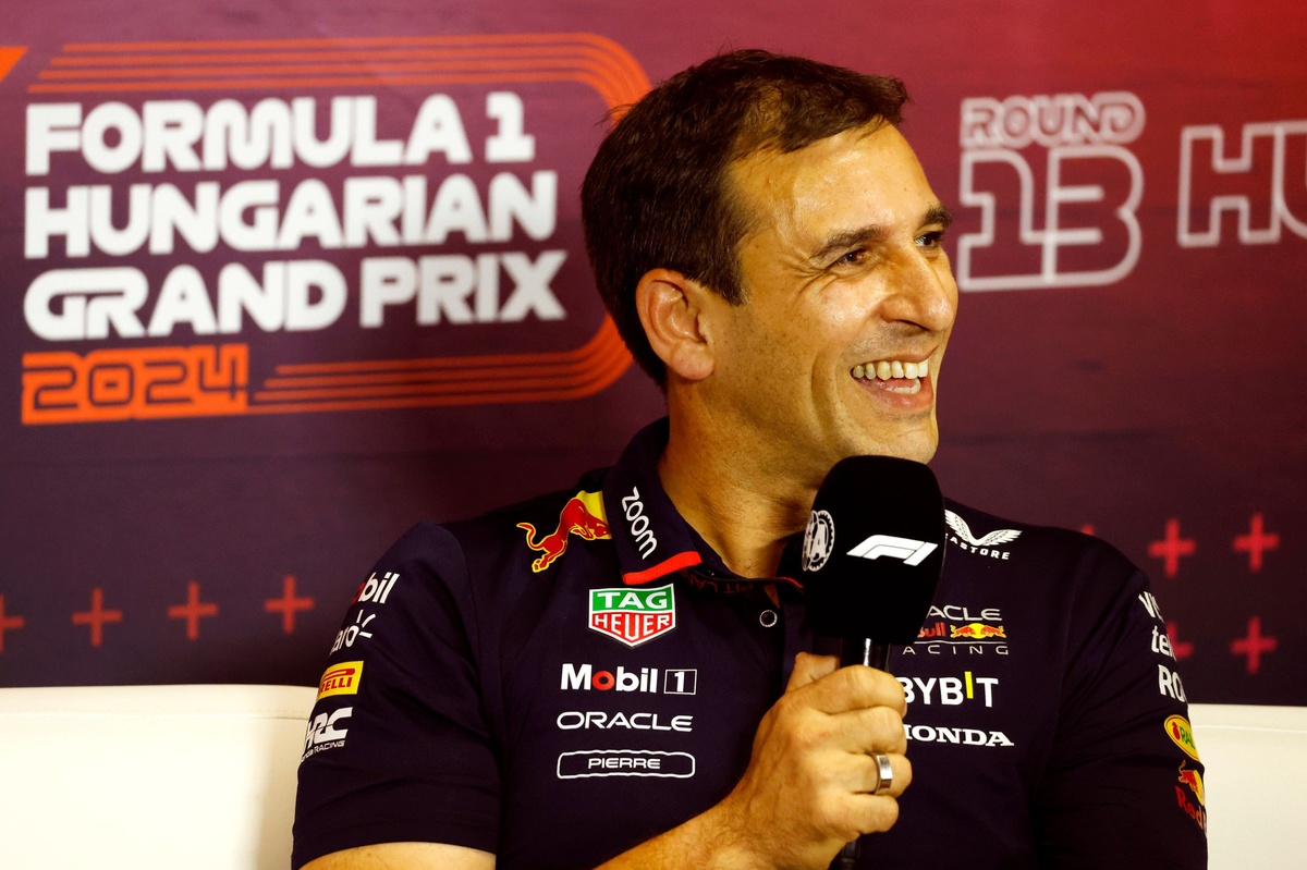 Wache: "Newey haklı, onun kadar deneyimli değilim ama o 66 yaşında"