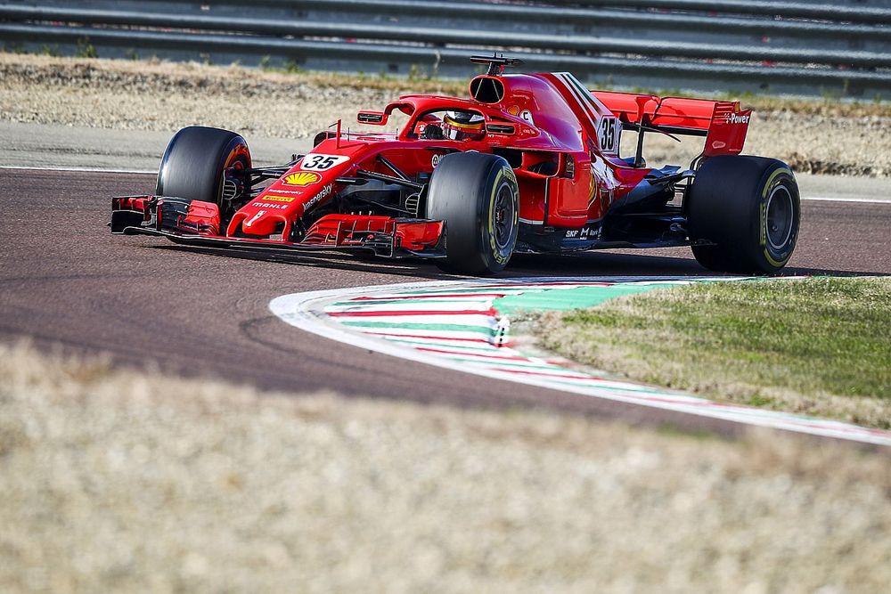 F1 | Test Ferrari: il via pomeriggio. Domani Sainz e Leclerc a metà
