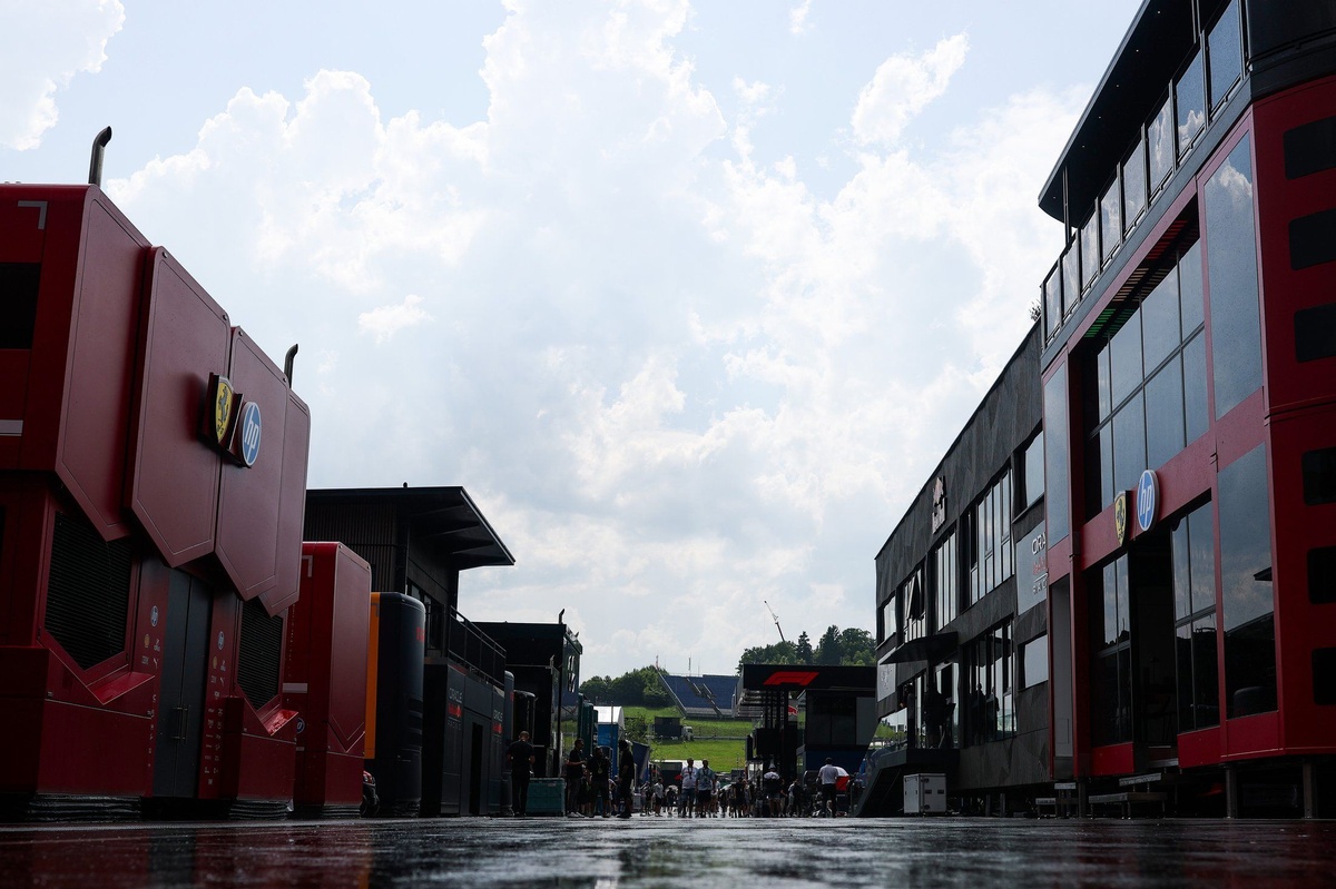 ÉLŐ F1-ES KÖZVETÍTÉS: Osztrák Nagydíj - Első szabadedzés (LIVE) | Élő ...