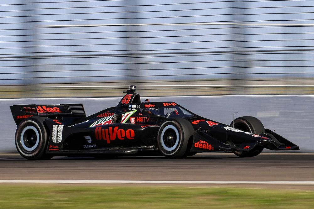 Harvey cleared for IndyCar return at Long Beach