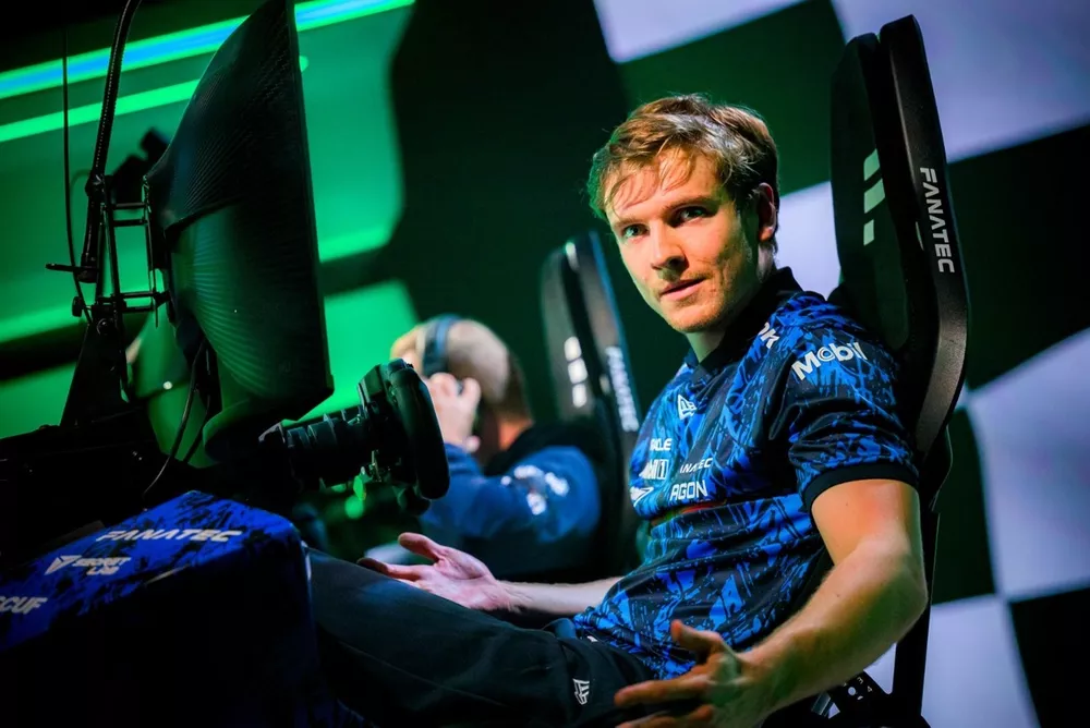 F1 announces 2026 Sim Racing World Championship season opener at ...
