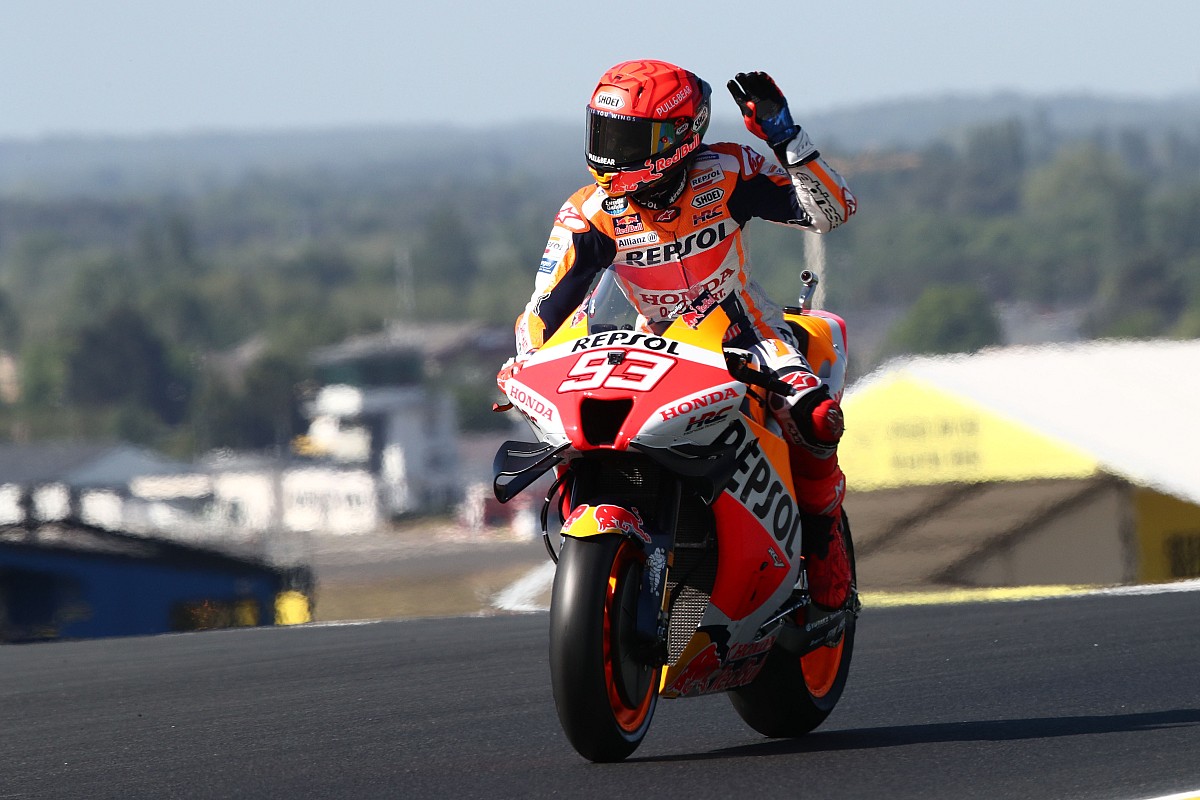 Sikeresen operálták meg Marc Marquez jobb karját
