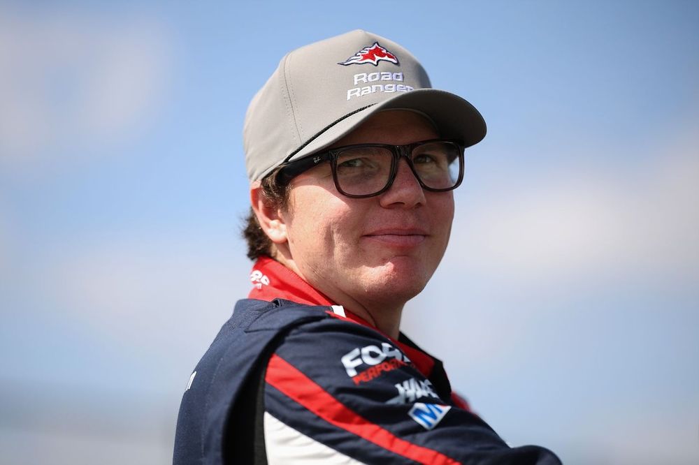 Sheldon Creed laments back-to-back wrecks after Rockingham DNF: "Don't ...