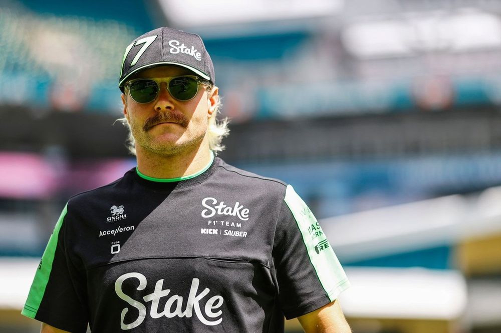 Bottas wil in 2025 op F1-grid staan: "Weet welke opties ik heb"