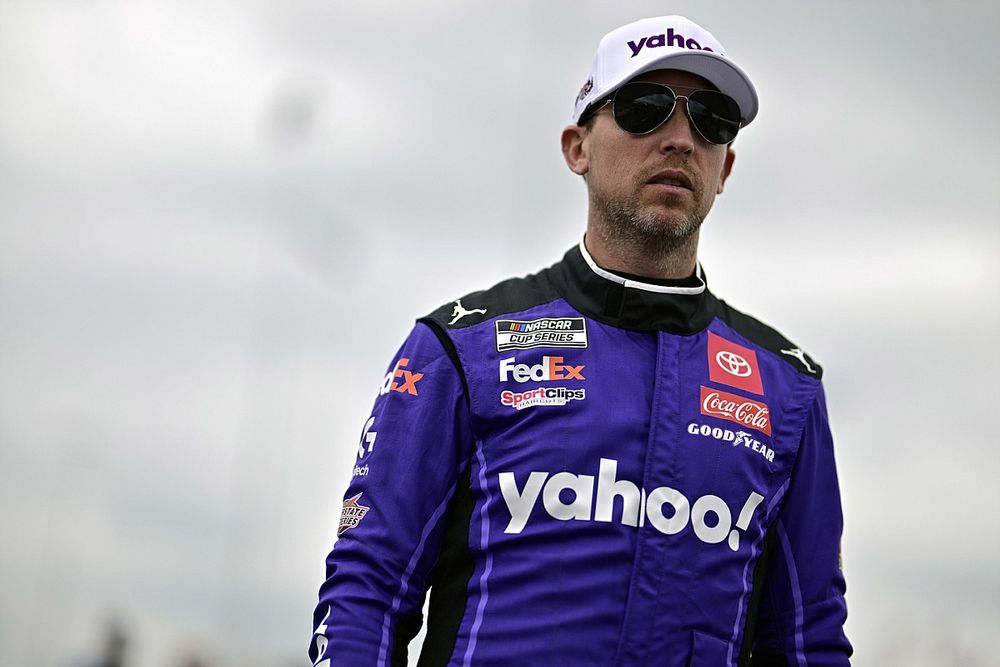 NASCAR Cup Chicago: Hamlin snags pole, van Gisbergen takes third
