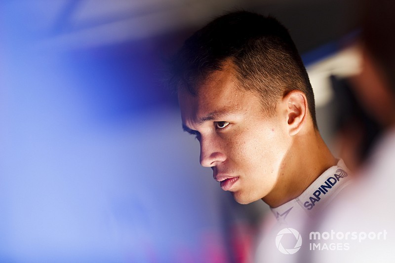 Tost: 2020 es muy pronto para Albon en Red Bull