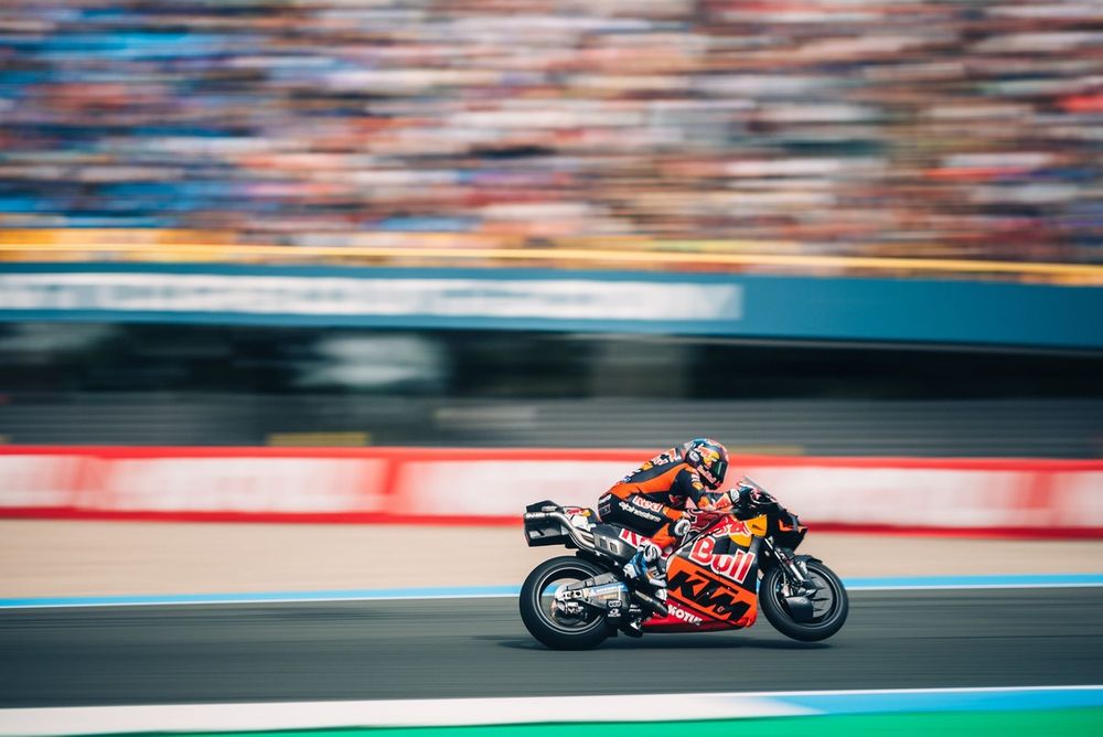 Brianna and her physics teacher sext story i sat in the