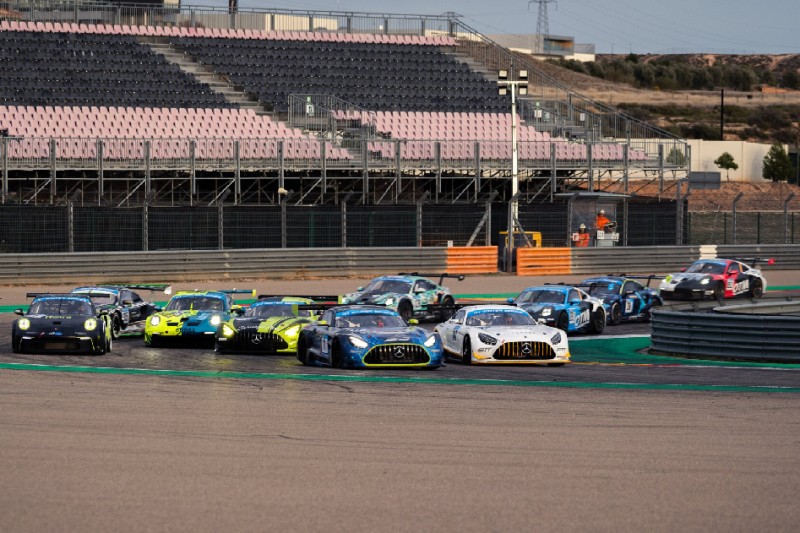 GT-Winter-Series Aragon 2024: Heyer und Härtling führen Mercedes-Trio an