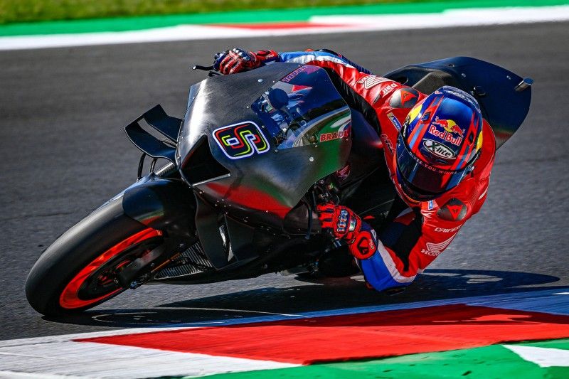 Bradl: Rolle als Test- und Ersatzfahrer bei HRC hat "Plus- und Minuspunkte"