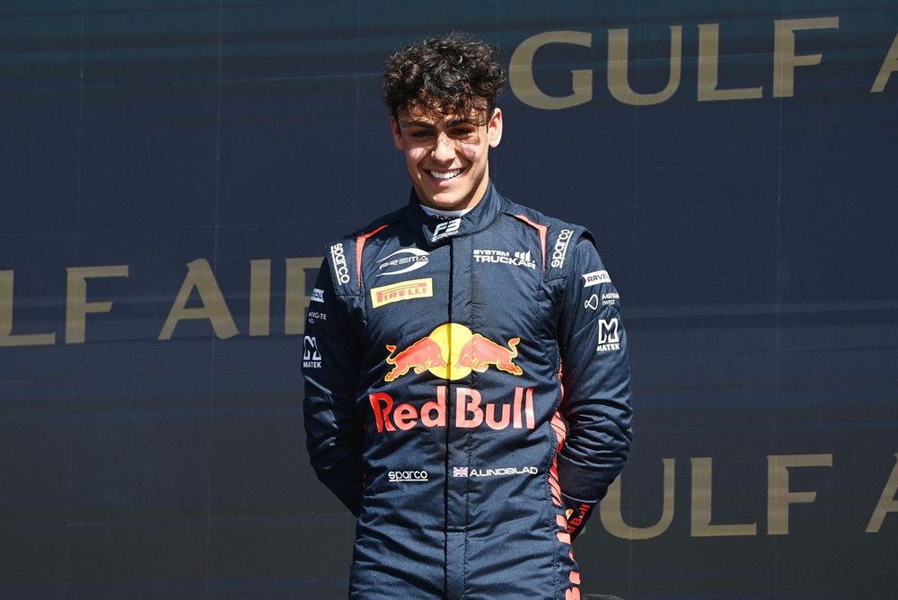 Red Bull'un genç yeteneği Lindblad, Racing Bulls ile Imola'da bir F1 ...
