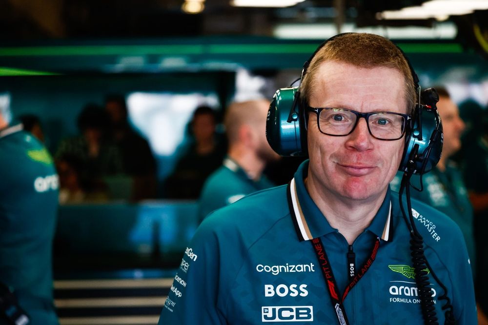 Aston Martin yönetim ekibini yeniden yapılandırdı, Andy Cowell takım ...