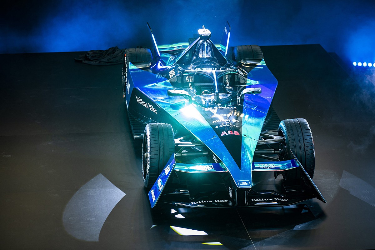 De Vries explains new challenge of Gen3 Formula E car