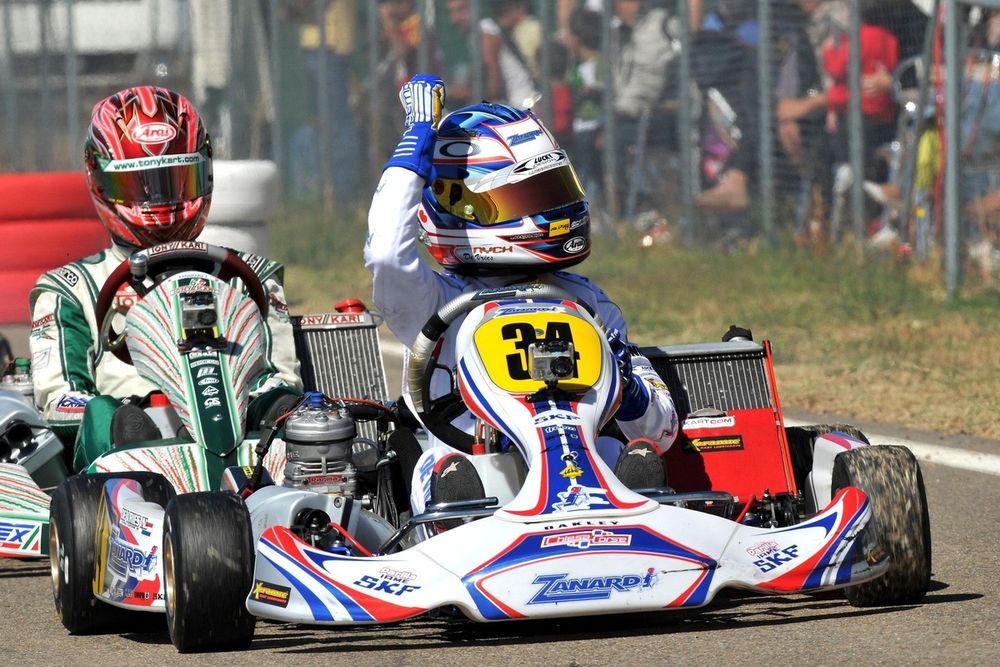 De Vries: Had in gesprekken met Red Bull en Ferrari Academy