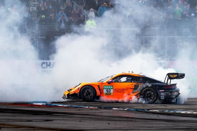 DTM-Aus für Rookie-Meister! So sieht das Programm von Morris Schuring ...