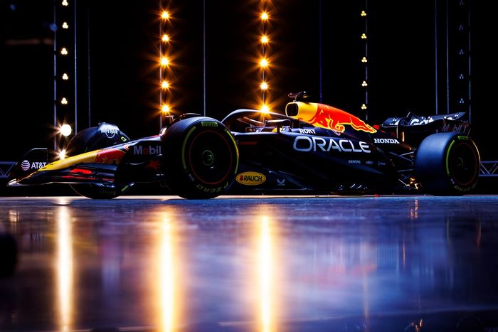Red Bull showcases RB21 for 2025 F1 season