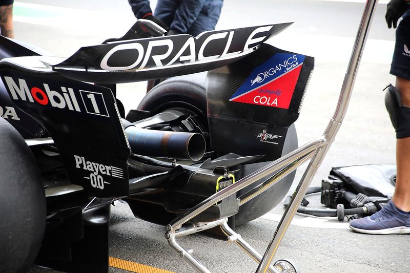 F1 Azerbaijan GP: Russell pips Leclerc by 0.013s to lead final practice