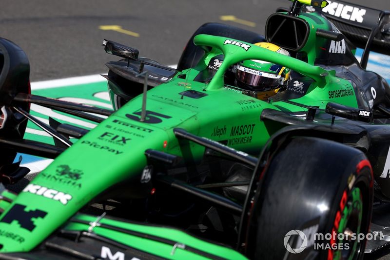 Ocon et Haas commencent par une douche froide à Melbourne