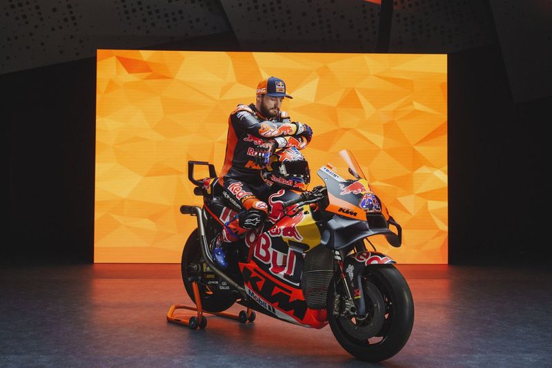 KTM, 2024 için RC16 MotoGP motosikletlerini tanıttı