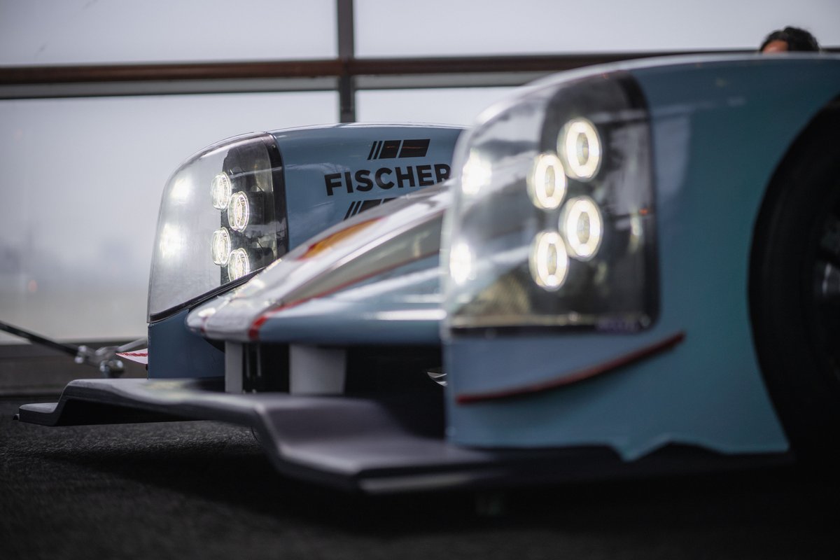 TU Delft onthult nieuwste waterstofracer Forze IX in Scheveningen