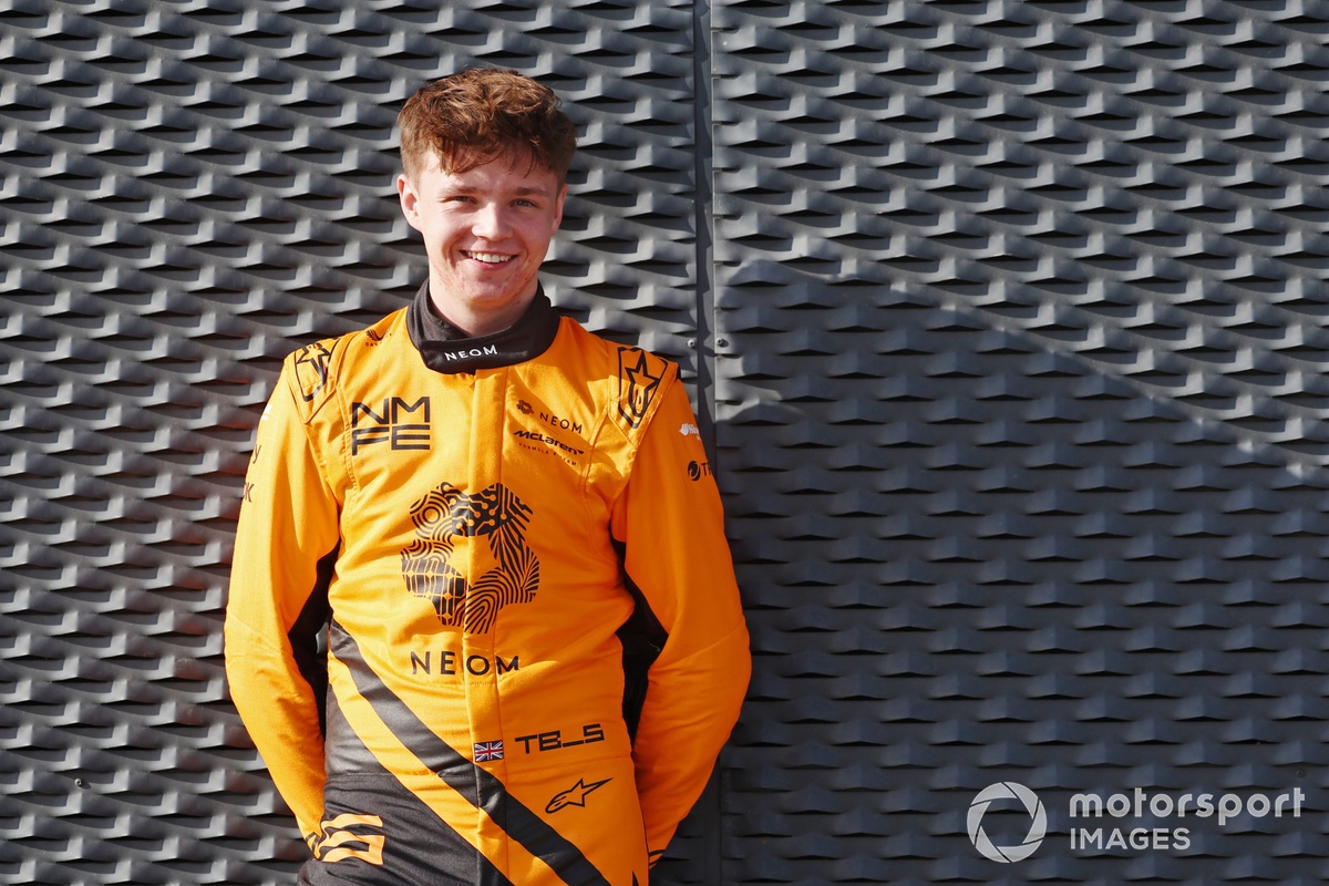 Taylor Barnard - Biografia, Notícias, Fotos e Videos