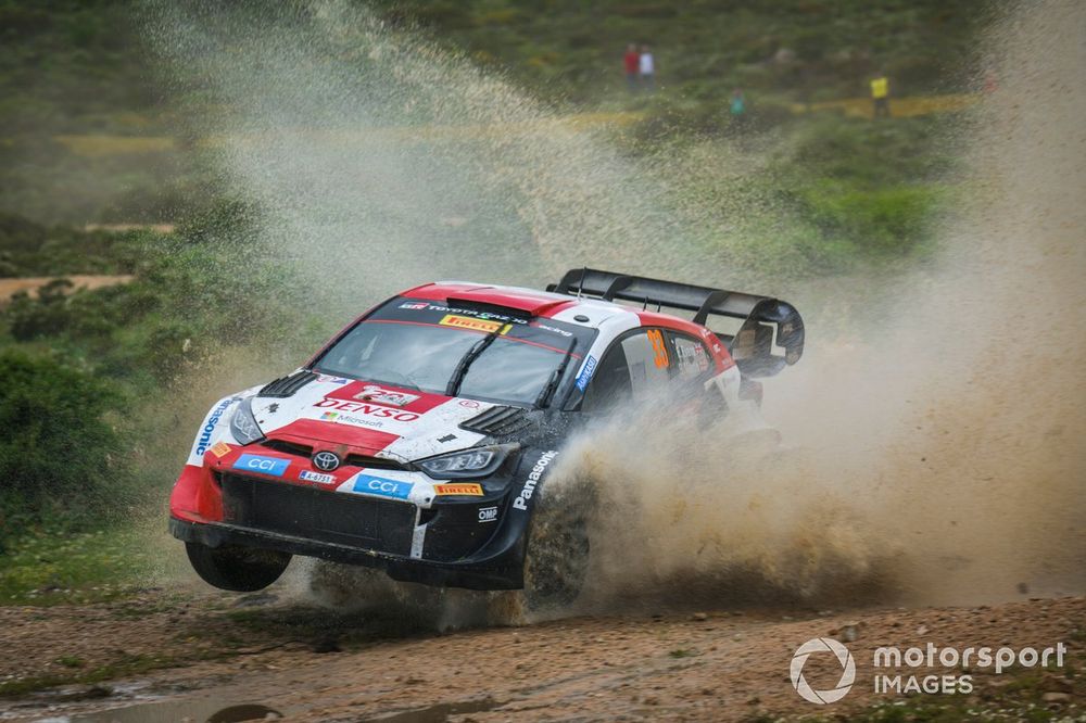 WRC Sardinia: Neuville heads Hyundai 1-2 after Ogier crashes out