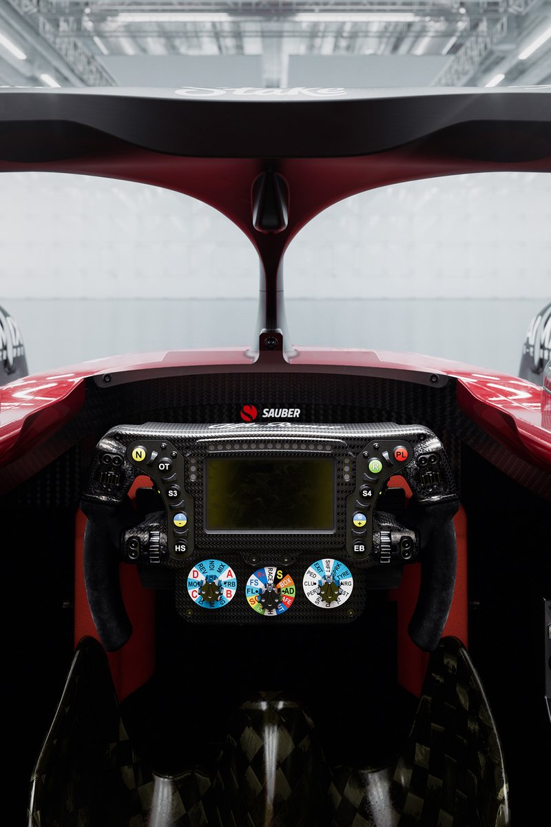 BRÉKING: Íme az első igazi 2023-as Forma-1-es autó, az Alfa Romeo C43!