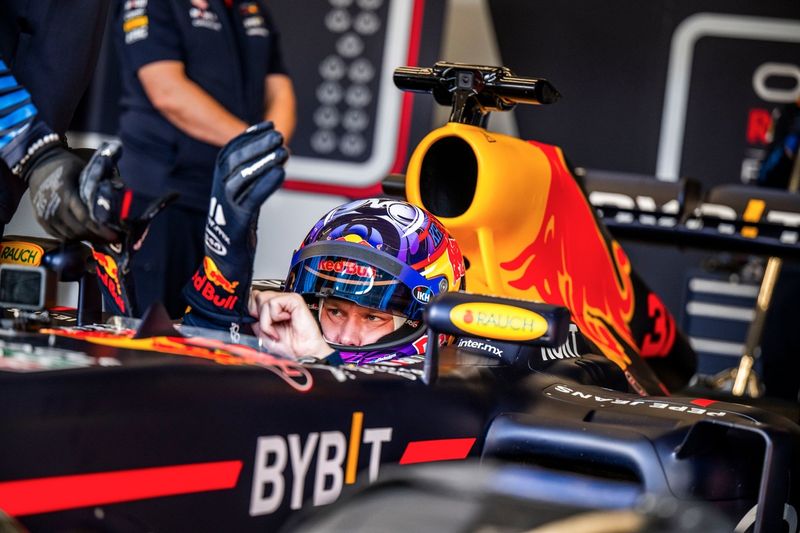 Kalle Rovanpera Mencoba Mobil F1 Red Bull