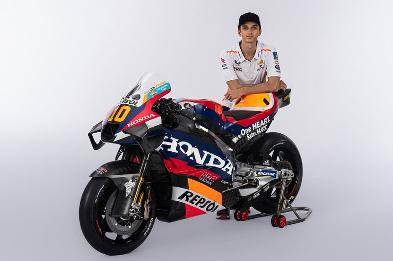 Gallery MotoGP | La nuova Honda senza Marc...e i colori Repsol