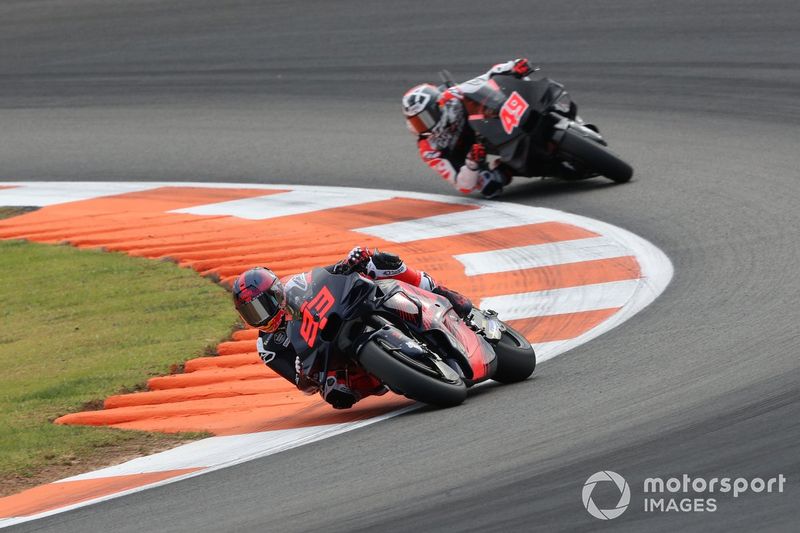 Ça y est, Marc Márquez a pris le guidon de la Ducati
