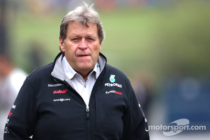 Mercedes expects other teams to test 'old' cars