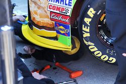 NASCAR confiscates Joe Gibbs Racing splitters